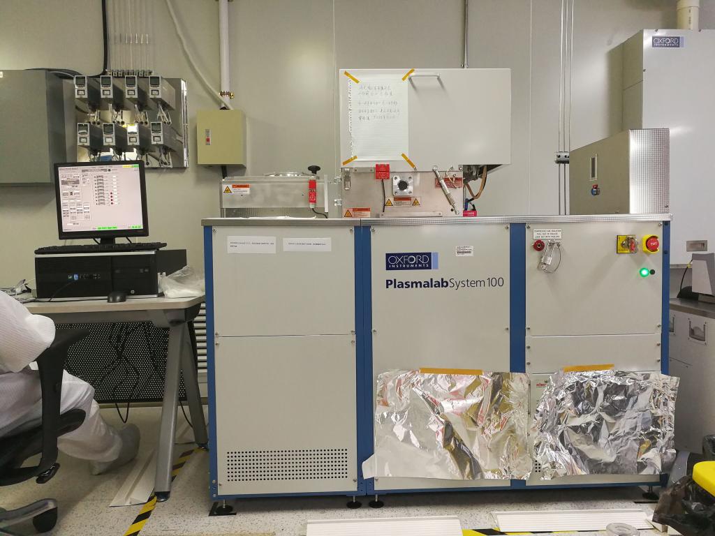 微纳光子学实验室